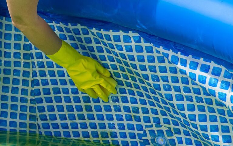 How to Clean Mold off Inflatable Pools